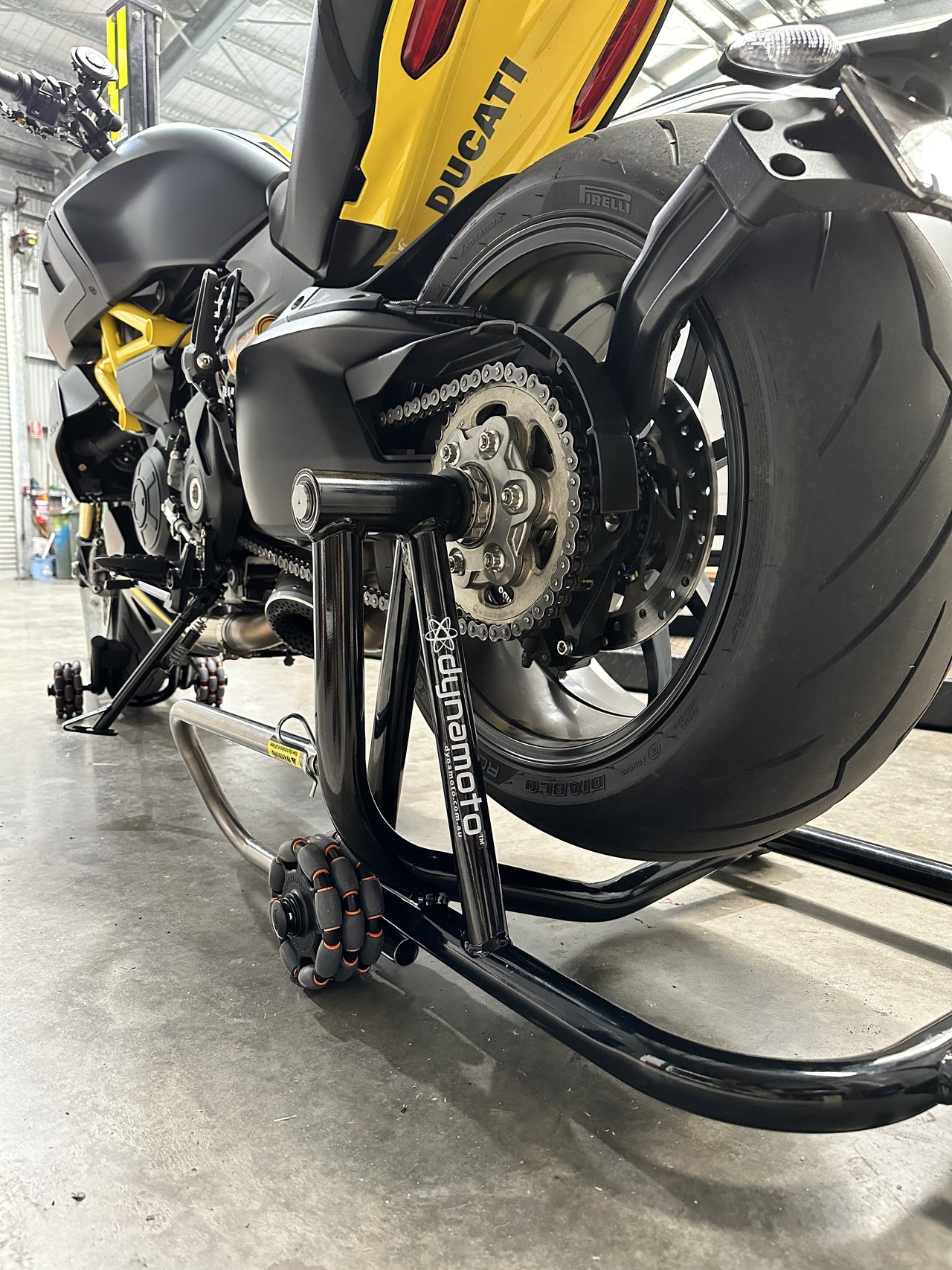 Kawasaki Motorcycle Stand - Multi-Directional Front & Rear Stand – Dynamoto